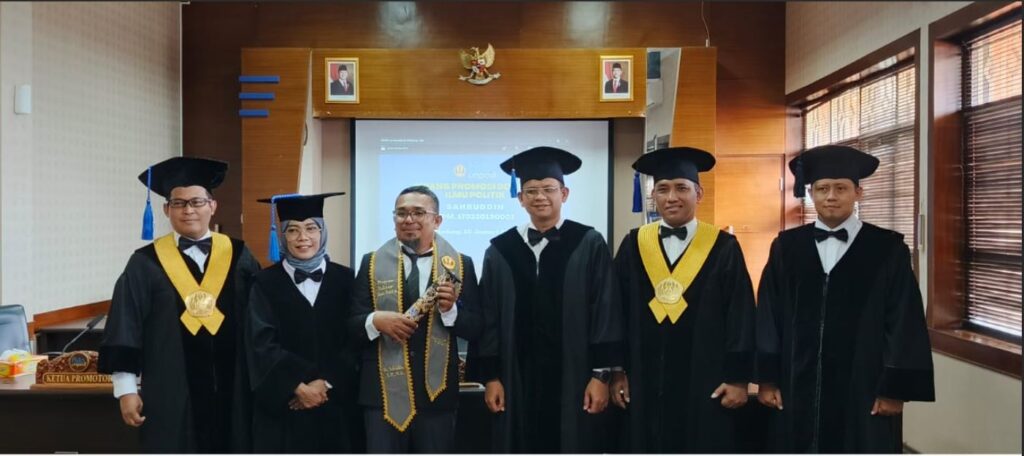 Sahruddin Raih Gelar Doktor di Program Studi Ilmu Politik ...